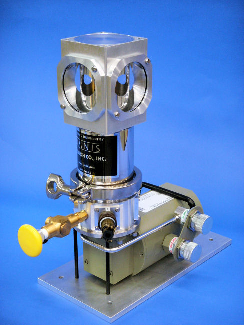 10 K Cryocoolers — Sample in Vacuum Systems - QD UK